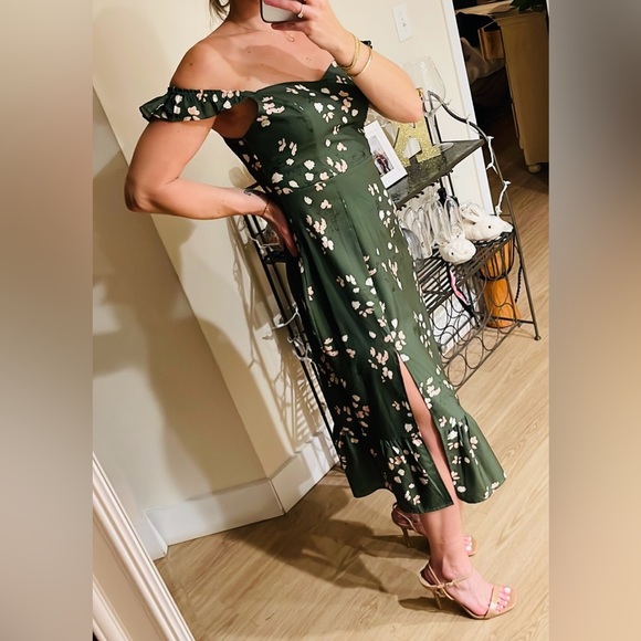 Cider | Dresses | Cider Spring Green Floral Dress Upoff Shoulder Straps ...